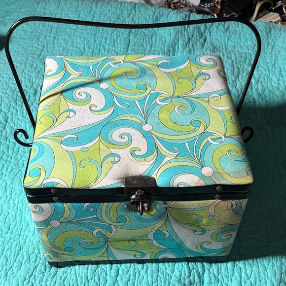 Accents | Vintage Style Swirl Pattern Sewing Box | Poshmark